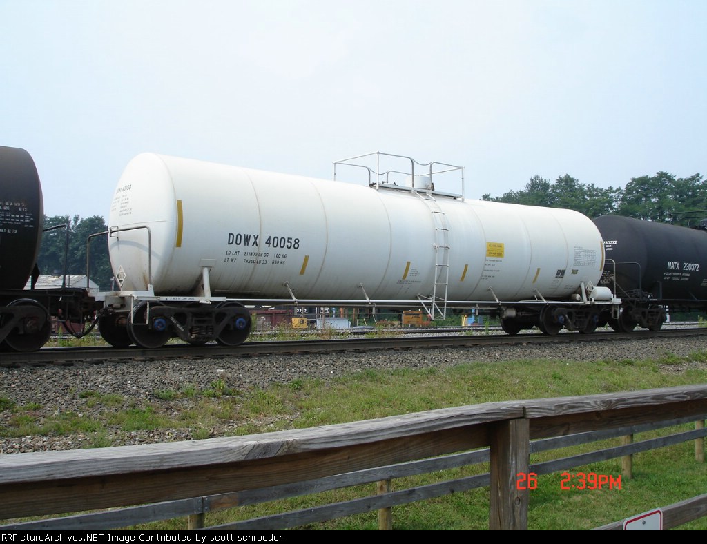 DOWX 40058 Tankcar EB